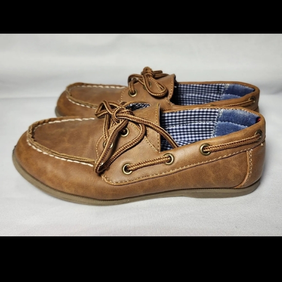 Tommy Hilfiger | Shoes | Tommy Hilfiger Boys Size 3 Douglas Barron ...